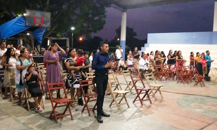 Motivando a la iglesia a salir a evangelizar – CRUZADA MEXICANA